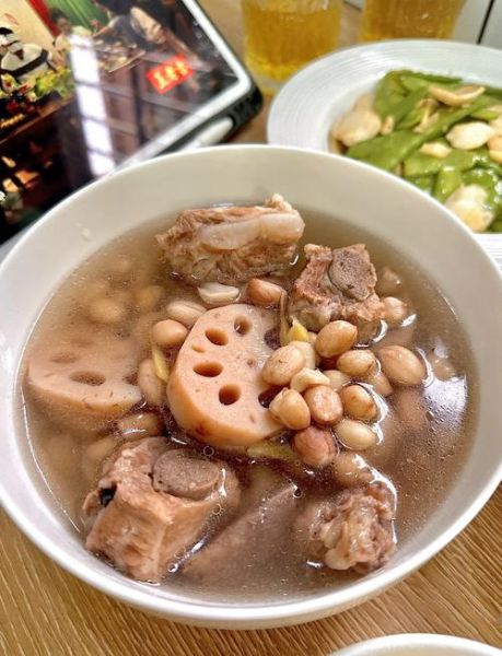 莲藕排骨汤高压锅做法_需要多久-第2张图片-山城妙识