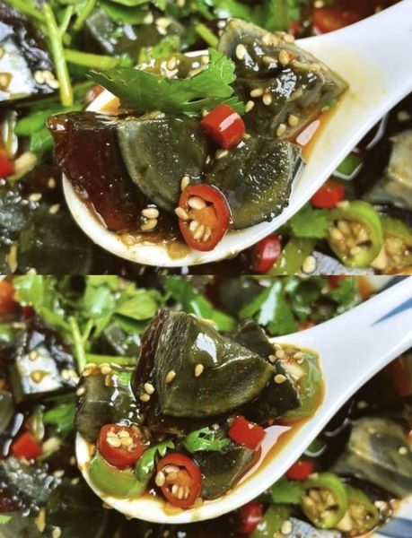 凉拌松花蛋的汁怎么做_松花蛋酱汁配方-第3张图片-山城妙识 凉拌松花蛋的汁怎么做_松花蛋酱汁配方-第3张图片-山城妙识