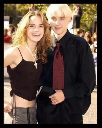 汤姆费尔顿和艾玛沃特森关系真相_他们真的在一起过吗-第1张图片-山城妙识 汤姆费尔顿和艾玛沃特森关系真相_他们真的在一起过吗-第1张图片-山城妙识