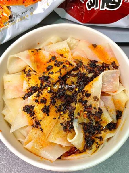 红油面皮的热量高吗_减肥能吃吗-第3张图片-山城妙识 红油面皮的热量高吗_减肥能吃吗-第3张图片-山城妙识