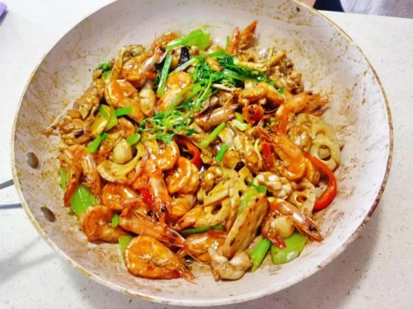 干锅牛蛙虾的做法窍门_牛蛙虾怎么做好吃-第2张图片-山城妙识