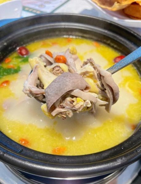 肚包鸡是哪里的特色菜_肚包鸡起源于哪里-第1张图片-山城妙识 肚包鸡是哪里的特色菜_肚包鸡起源于哪里-第1张图片-山城妙识