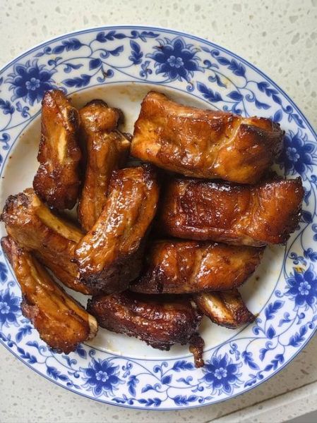 烤排骨怎么做_烤排骨腌制多久才入味-第1张图片-山城妙识