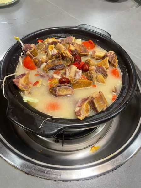 丽江腊排骨火锅哪里最正宗_怎么选腊排骨-第2张图片-山城妙识 丽江腊排骨火锅哪里最正宗_怎么选腊排骨-第2张图片-山城妙识