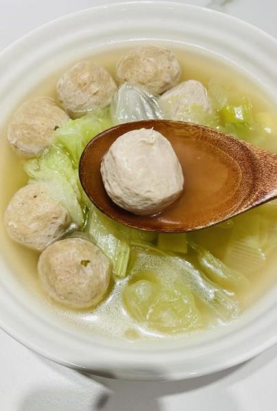 小白菜丸子汤怎么做_小白菜丸子汤的家常做法-第2张图片-山城妙识 小白菜丸子汤怎么做_小白菜丸子汤的家常做法-第2张图片-山城妙识