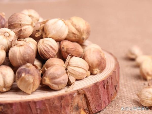 炖鸡块放什么调料_家常做法用什么香料-第3张图片-山城妙识 炖鸡块放什么调料_家常做法用什么香料-第3张图片-山城妙识