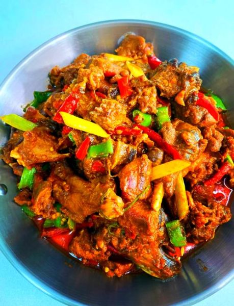 麻辣兔肉怎么做才正宗_麻辣兔肉图片大全-第2张图片-山城妙识