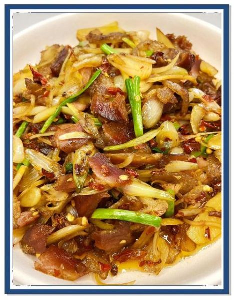 藠头炒肉怎么做_藠头炒肉的家常做法-第1张图片-山城妙识