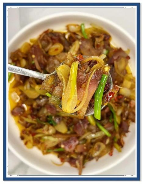 藠头炒肉怎么做_藠头炒肉的家常做法-第2张图片-山城妙识
