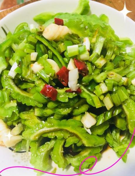 苦瓜怎么吃降糖_苦瓜降糖的正确吃法-第1张图片-山城妙识