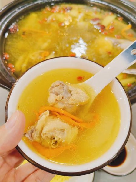 家庭炖鸡汤怎么炖好喝_炖鸡汤的正确步骤-第2张图片-山城妙识