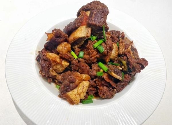 牛排骨怎么煮才软烂_牛排骨焯水用冷水还是热水-第3张图片-山城妙识 牛排骨怎么煮才软烂_牛排骨焯水用冷水还是热水-第3张图片-山城妙识