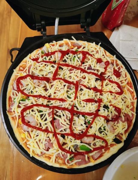 电饼铛做披萨怎么做_电饼铛披萨视频教程-第1张图片-山城妙识
