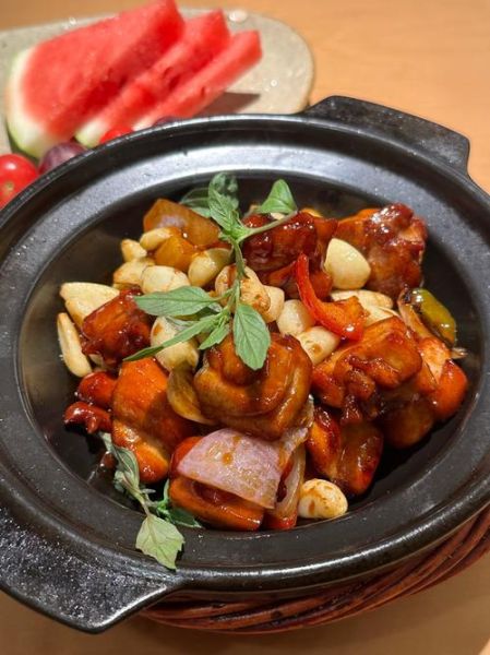 三杯鸡最正宗的做法_台式三杯鸡怎么做-第1张图片-山城妙识 三杯鸡最正宗的做法_台式三杯鸡怎么做-第1张图片-山城妙识