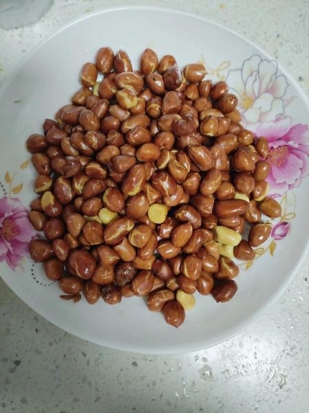 油炸花生米怎么做酥脆_油炸花生米不糊技巧-第1张图片-山城妙识