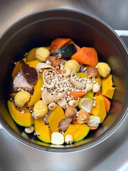 板栗小南瓜怎么做好吃_板栗小南瓜的家常做法大全-第2张图片-山城妙识 板栗小南瓜怎么做好吃_板栗小南瓜的家常做法大全-第2张图片-山城妙识