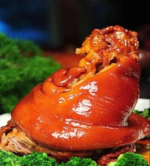 东坡肘子的由来_东坡肘子怎么做才正宗-第1张图片-山城妙识 东坡肘子的由来_东坡肘子怎么做才正宗-第1张图片-山城妙识