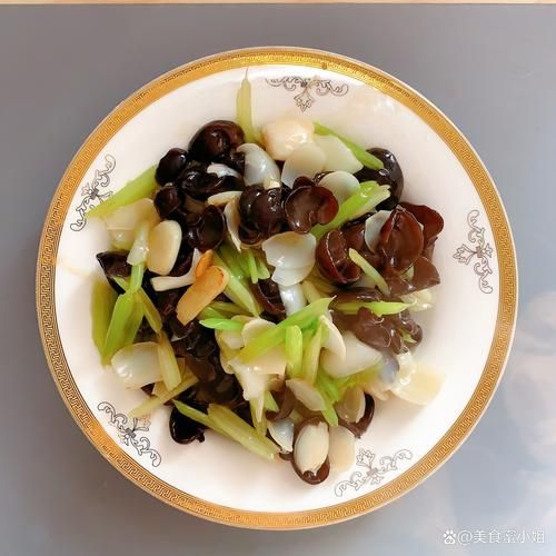 百合怎么炒好吃_百合炒什么最搭配-第2张图片-山城妙识 百合怎么炒好吃_百合炒什么最搭配-第2张图片-山城妙识