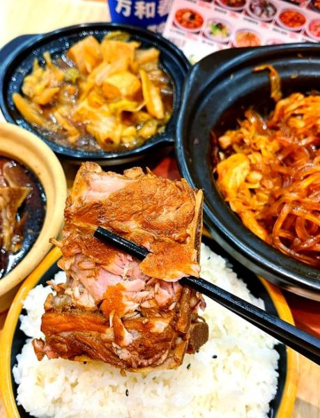 青岛秘方排骨米饭怎么做_青岛排骨米饭哪家最正宗-第1张图片-山城妙识