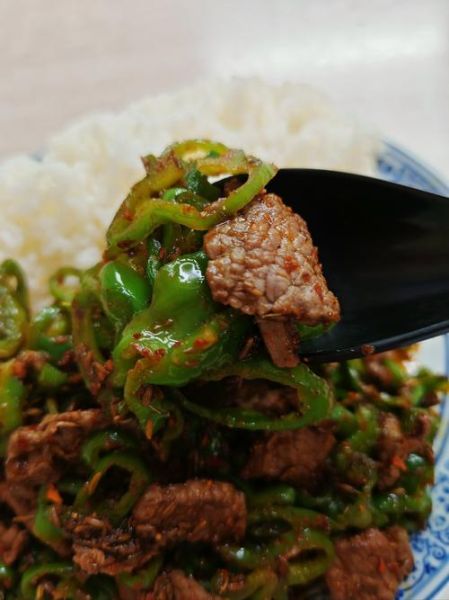 孜然肉片怎么炒才嫩_孜然肉片嫩滑技巧-第3张图片-山城妙识 孜然肉片怎么炒才嫩_孜然肉片嫩滑技巧-第3张图片-山城妙识