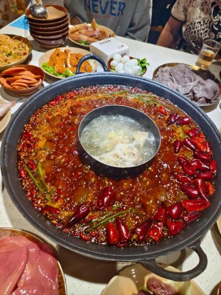 重庆美食视频怎么拍_重庆火锅哪家最正宗-第1张图片-山城妙识
