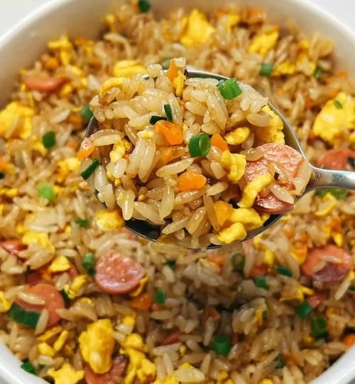 蛋炒饭怎么炒才好吃_蛋炒饭不粘锅的窍门-第2张图片-山城妙识