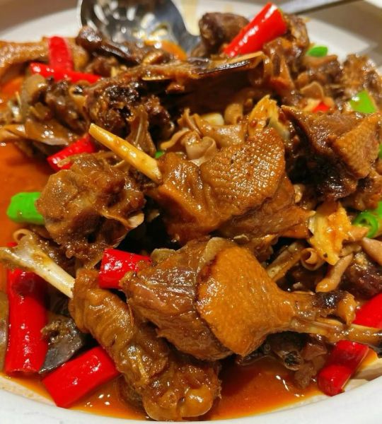 湖南菜辣不辣_湖南菜有哪些代表菜-第3张图片-山城妙识