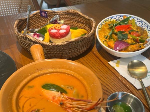 泰国冬阴功汤怎么做_正宗泰式冬阴功做法-第3张图片-山城妙识 泰国冬阴功汤怎么做_正宗泰式冬阴功做法-第3张图片-山城妙识