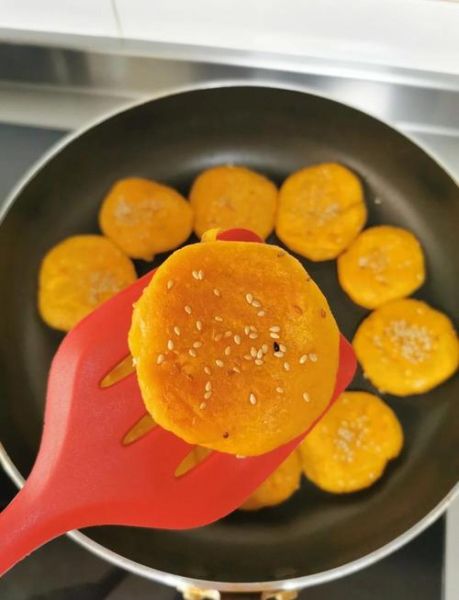 地瓜饼的做法大全_地瓜饼怎么做才酥脆-第3张图片-山城妙识
