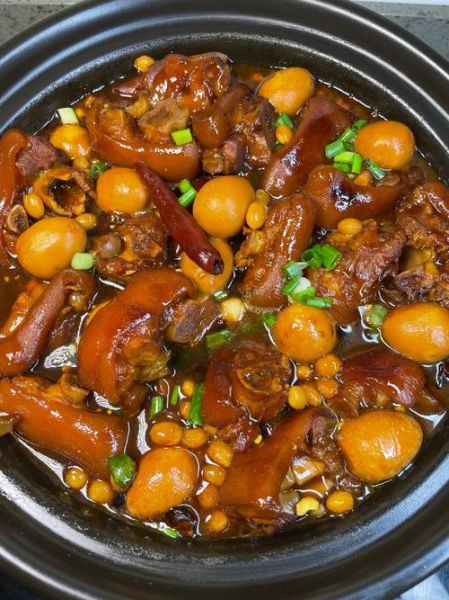 怎样炖猪脚好吃_猪脚汤怎么炖好喝-第1张图片-山城妙识