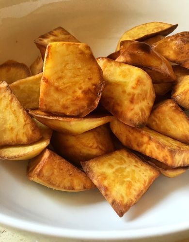 炸红薯块怎么做才外酥里嫩_炸红薯块用面粉还是淀粉-第3张图片-山城妙识