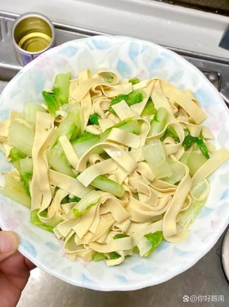 豆腐皮怎么炒好吃又简单_家常豆腐皮炒法-第3张图片-山城妙识 豆腐皮怎么炒好吃又简单_家常豆腐皮炒法-第3张图片-山城妙识