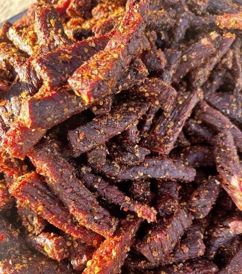 赤峰牛肉干哪个牌子正宗_赤峰牛肉干价格多少钱一斤-第3张图片-山城妙识 赤峰牛肉干哪个牌子正宗_赤峰牛肉干价格多少钱一斤-第3张图片-山城妙识