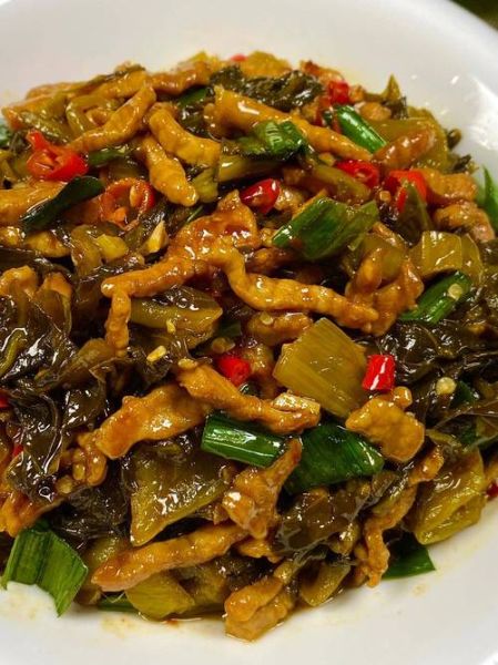 咸肉炒什么好吃_咸肉炒什么菜最下饭-第1张图片-山城妙识