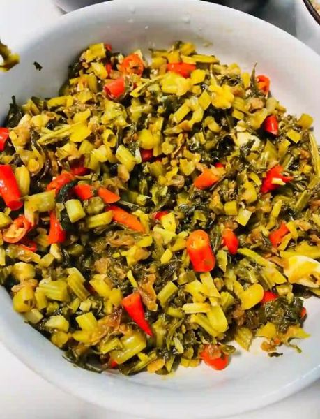 雪里红炒肉怎么做_雪里红炒肉家常做法-第2张图片-山城妙识