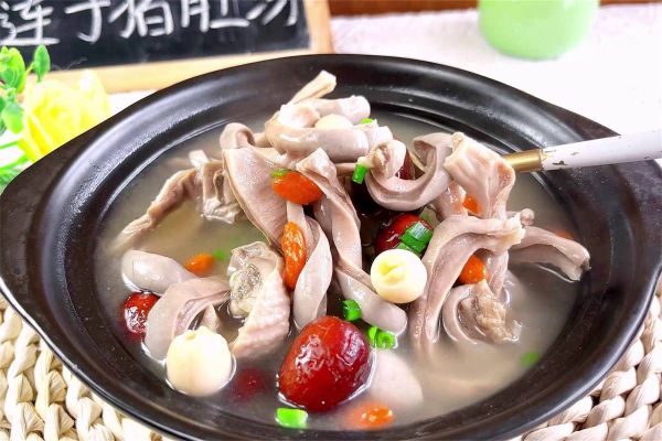 猪肚炖什么好吃_猪肚炖什么最养胃-第1张图片-山城妙识