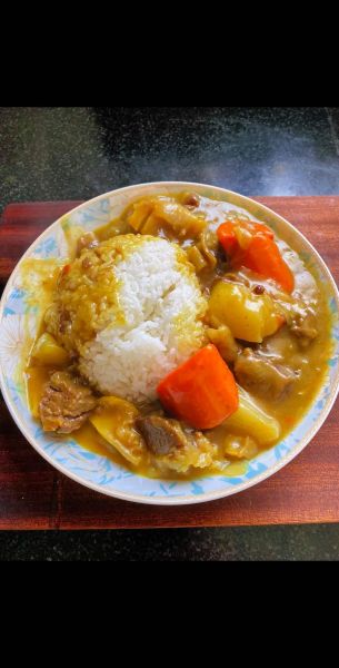 咖喱牛肉饭怎么做_咖喱牛肉饭用哪种咖喱块-第1张图片-山城妙识 咖喱牛肉饭怎么做_咖喱牛肉饭用哪种咖喱块-第1张图片-山城妙识