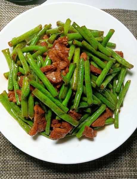 豇豆角怎么做好吃_豇豆角炒肉的家常做法-第1张图片-山城妙识