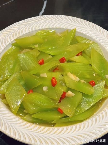 炒莴笋怎么做才脆嫩_莴笋要不要焯水-第2张图片-山城妙识