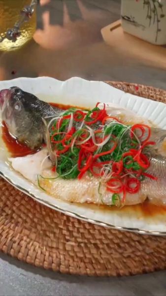 蒸鱼用开水还是冷水_蒸鱼到底要不要等水开-第3张图片-山城妙识