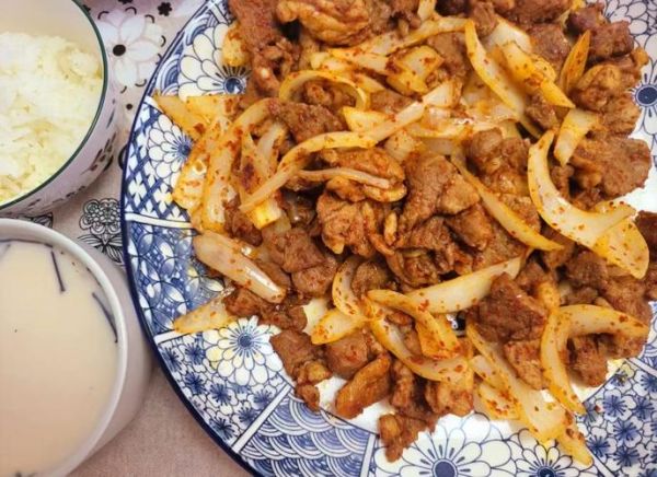 炒烤肉怎么做_炒烤肉用哪个部位-第3张图片-山城妙识 炒烤肉怎么做_炒烤肉用哪个部位-第3张图片-山城妙识