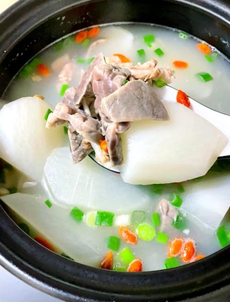 润肺汤怎么做_秋季干燥喝什么汤好-第2张图片-山城妙识