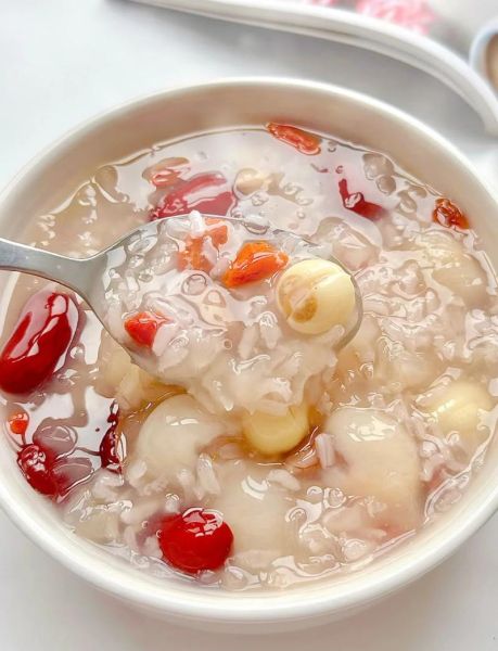 莲子粥的做法_莲子粥的配料有哪些-第1张图片-山城妙识 莲子粥的做法_莲子粥的配料有哪些-第1张图片-山城妙识