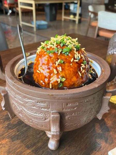 扬州狮子头历史起源_正宗做法揭秘-第1张图片-山城妙识