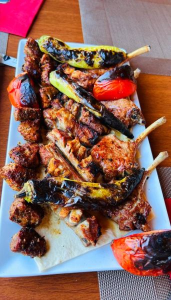 土耳其烤肉怎么做_土耳其烤肉图片大全-第1张图片-山城妙识