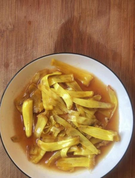 菠萝蜜丝丝怎么吃_菠萝蜜丝丝吃法图解-第1张图片-山城妙识 菠萝蜜丝丝怎么吃_菠萝蜜丝丝吃法图解-第1张图片-山城妙识