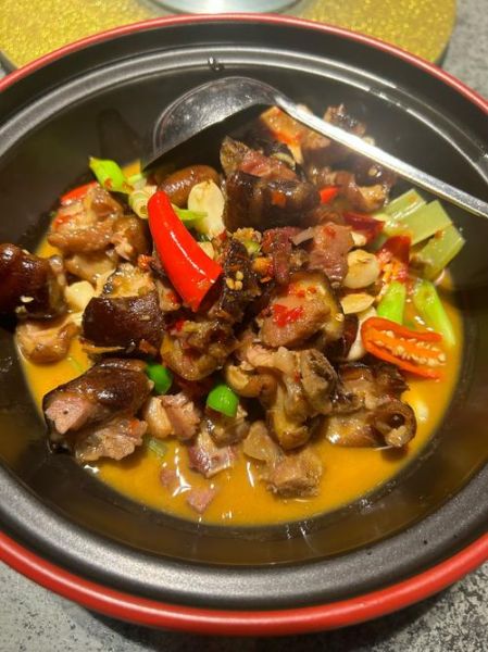 咸猪脚炖什么好吃_咸猪脚炖什么最香-第3张图片-山城妙识