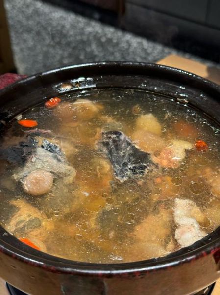 滋补乌鸡汤的做法大全_乌鸡汤怎么炖最补气血-第1张图片-山城妙识