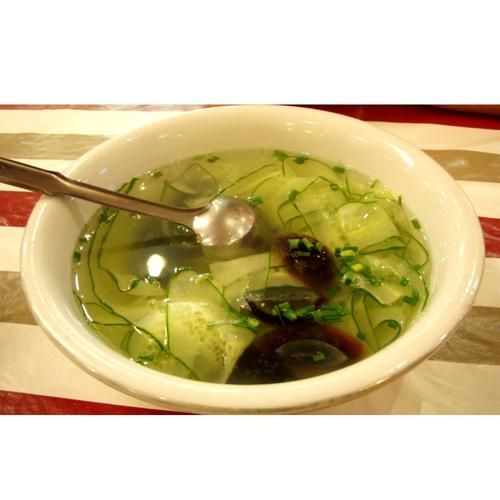 青瓜皮蛋汤的功效_青瓜皮蛋汤能减肥吗-第3张图片-山城妙识