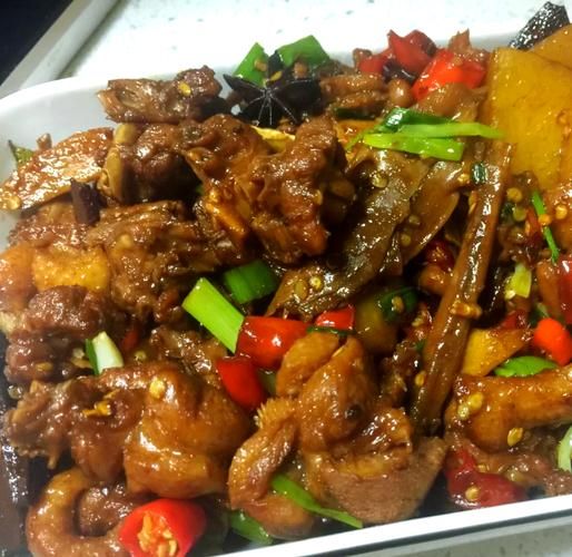 土豆烧鸭怎么做_土豆烧鸭的家常做法-第2张图片-山城妙识